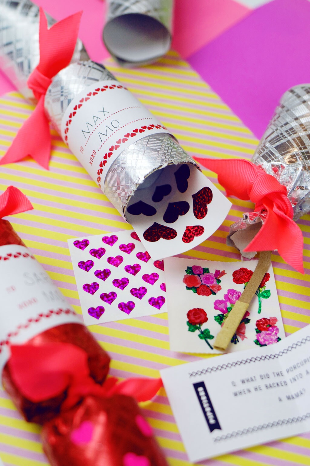 Sticker Valentine Cracker